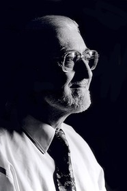 Gordon Bowker | Authors | Macmillan